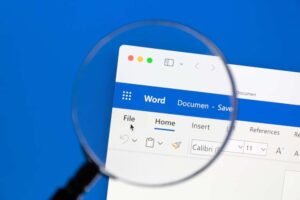 Cara Cek Typo di Word Secara Otomatis dan Manual, Praktis!